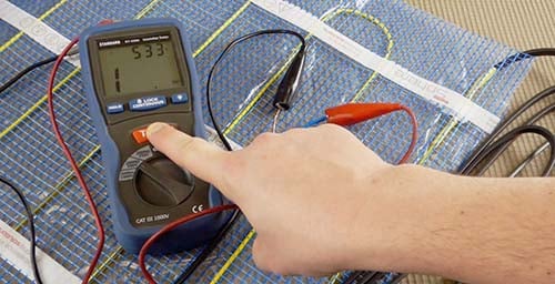 How to test an electric underfloor heating system